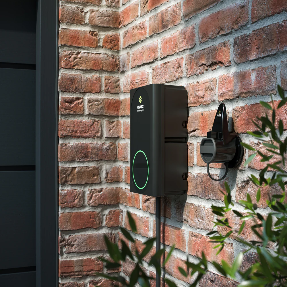 EVEC – 7.4kW – Tethered - EV Posts | Electric Car Charger | Electric ...